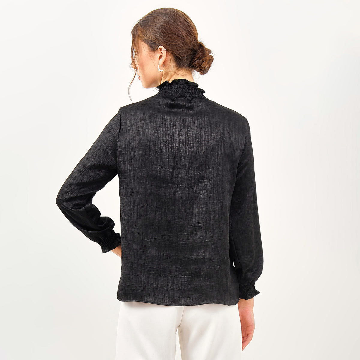 SIMPLICITY Smocked Textured Shiny Blouse – www.simplicity.co.id