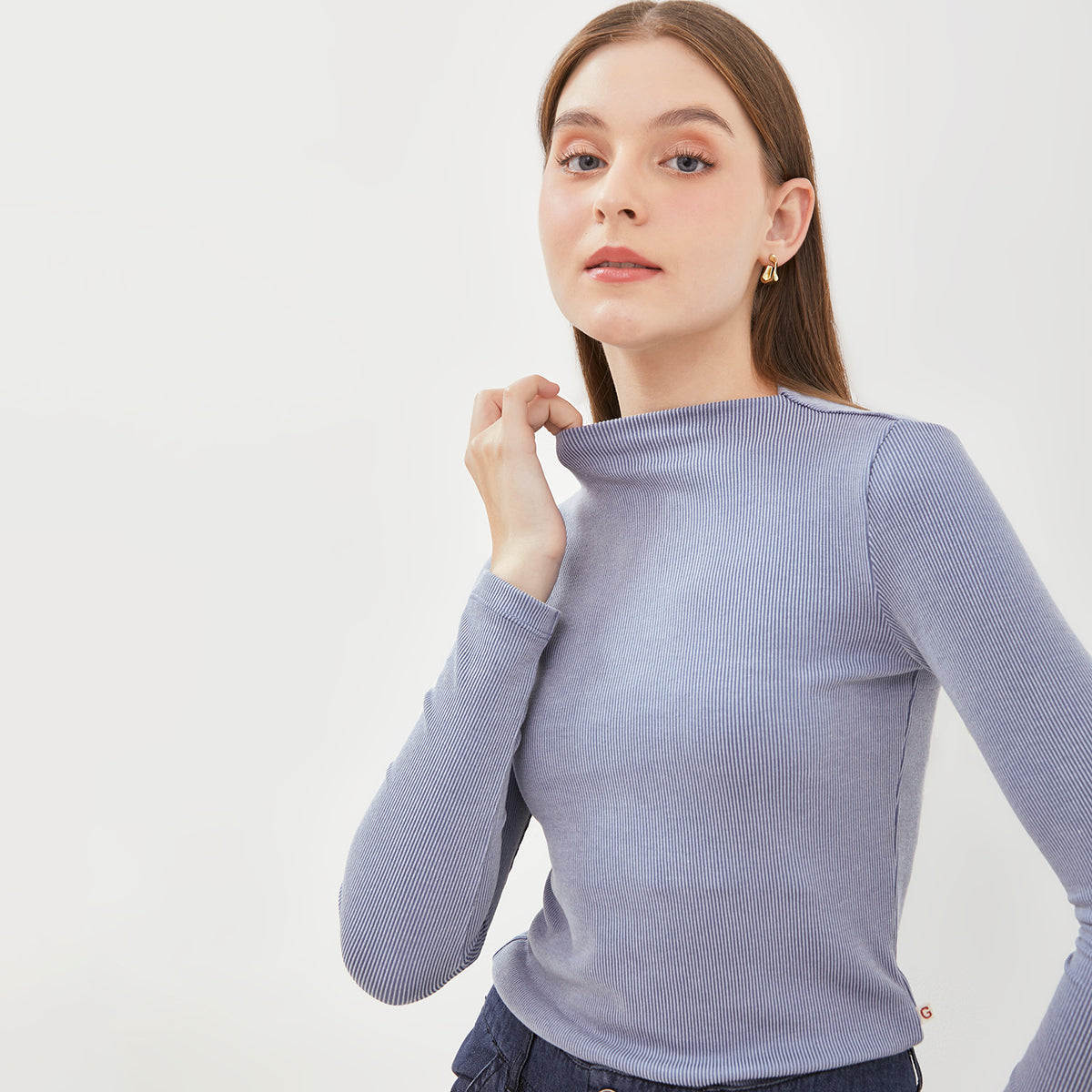 GRAPHIS High Neck Body Fit Ribbed Top – www.simplicity.co.id