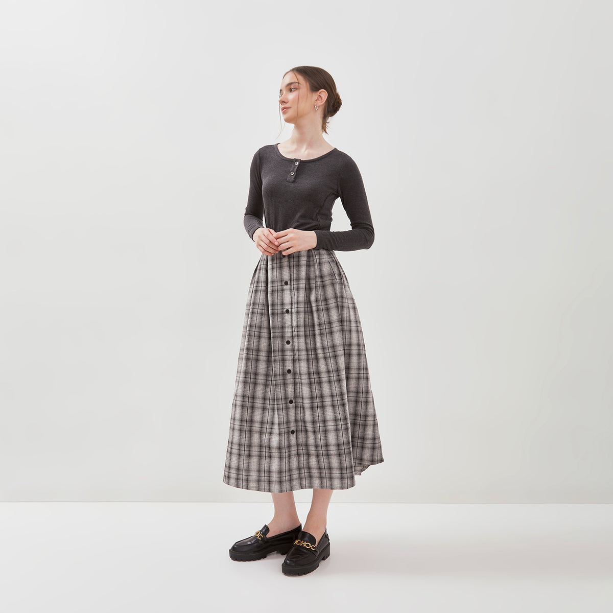 GRAPHIS Front Button Pleated Maxi Skirt – www.simplicity.co.id