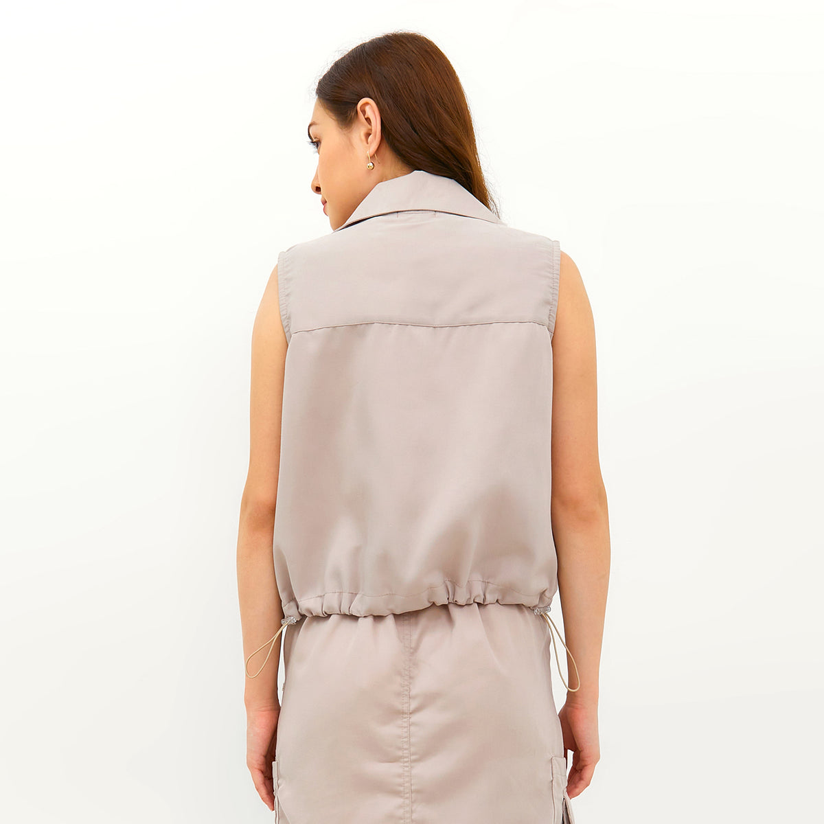 GRAPHIS Sleeveless Snap Button Vest – www.simplicity.co.id