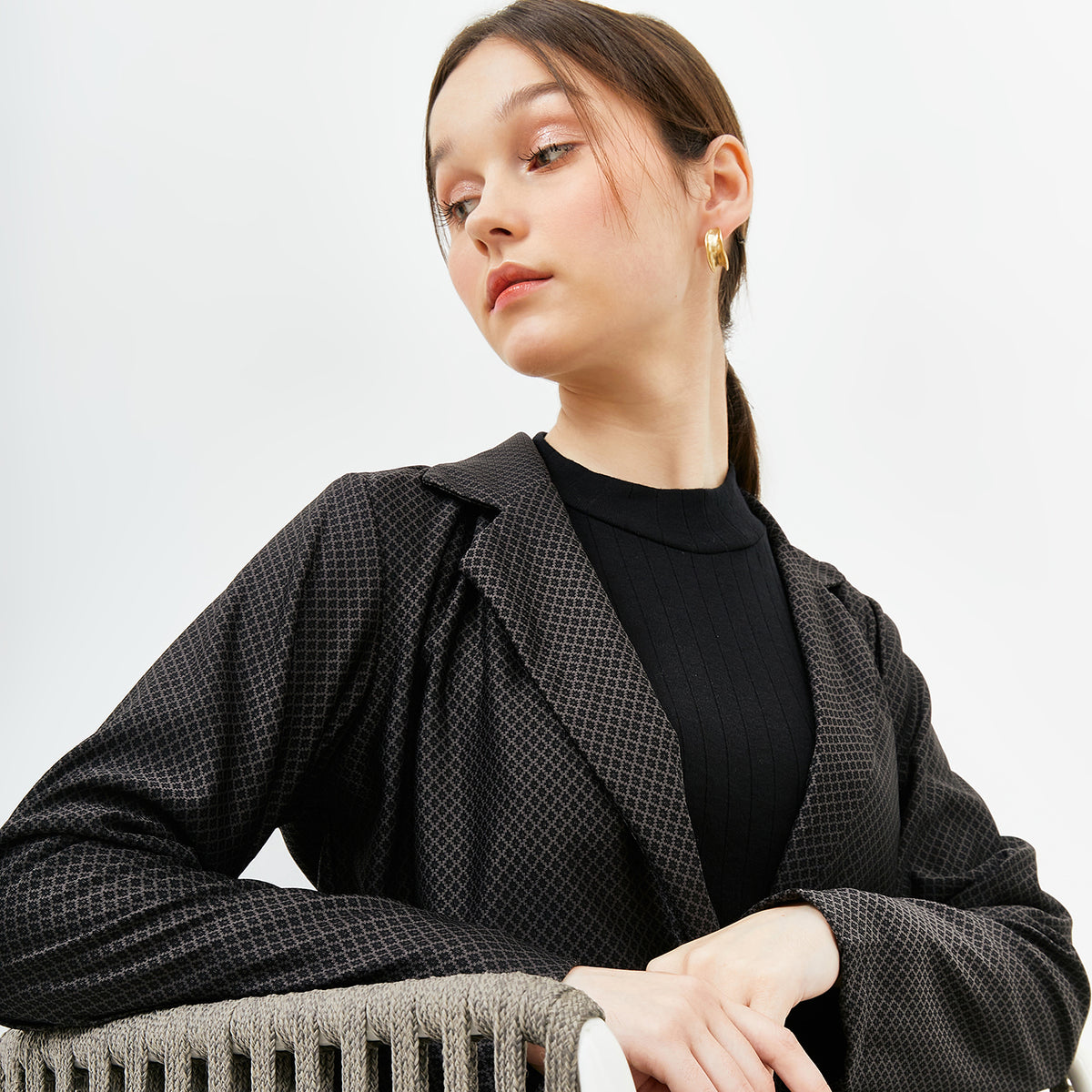 SIMPLICITY Front Patch Pocket Blazer – www.simplicity.co.id